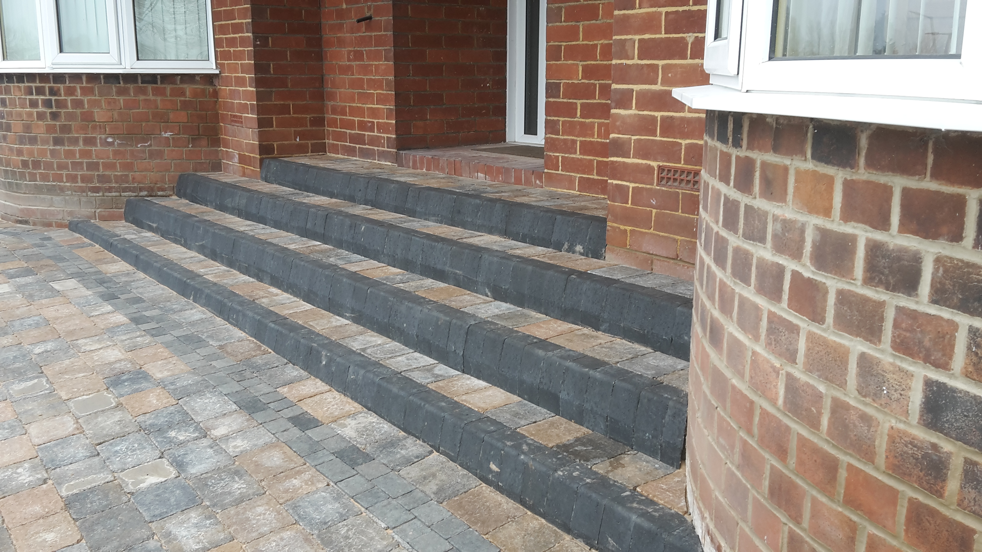 Sorrento cobbled driveway - Manterfield Building & Roofing ...